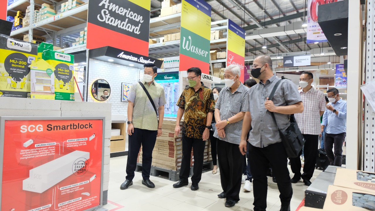 Investor Gathering & Store Visit Mitra10 – PT Catur Sentosa Adiprana Tbk